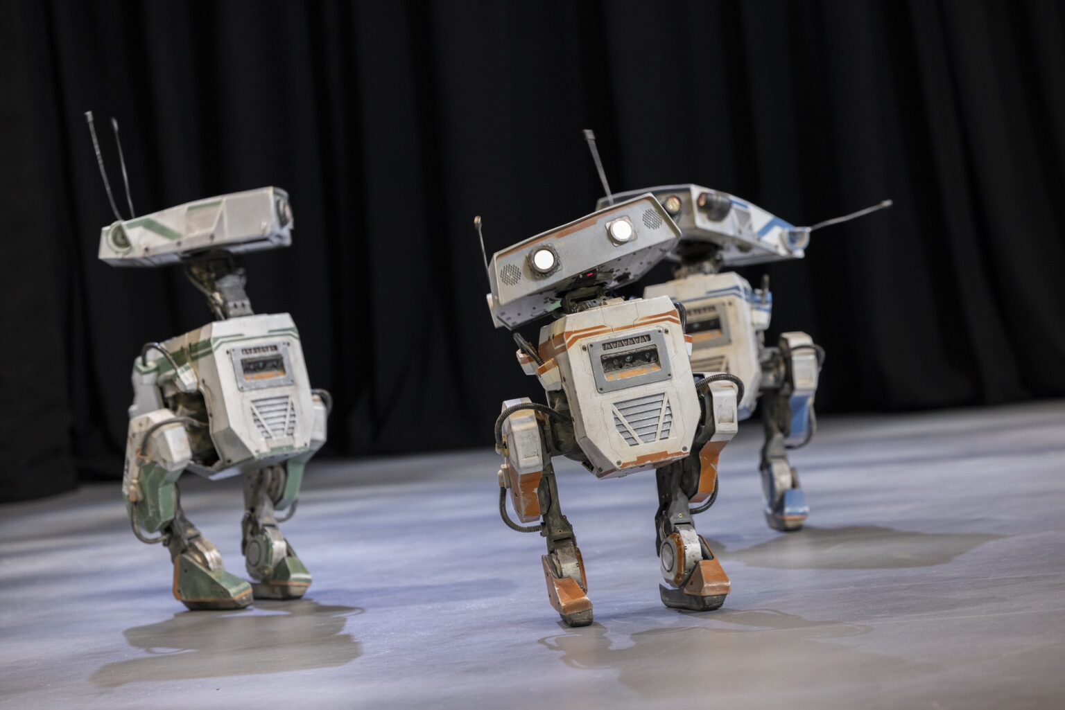 迪斯尼公布 BD-X双足机器人的设计图纸和主要技术方法 – XiaoHu.AI学院